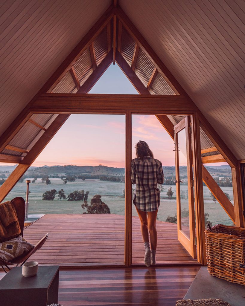 Sweeney's Hut, Hillside Luxury Complete with Beautiful Views